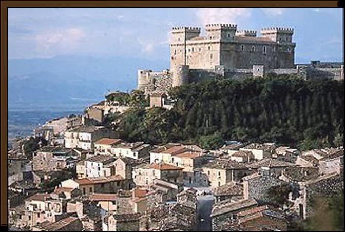 CASTELLO PICCOLOMINI | I Luoghi del Cuore - FAI