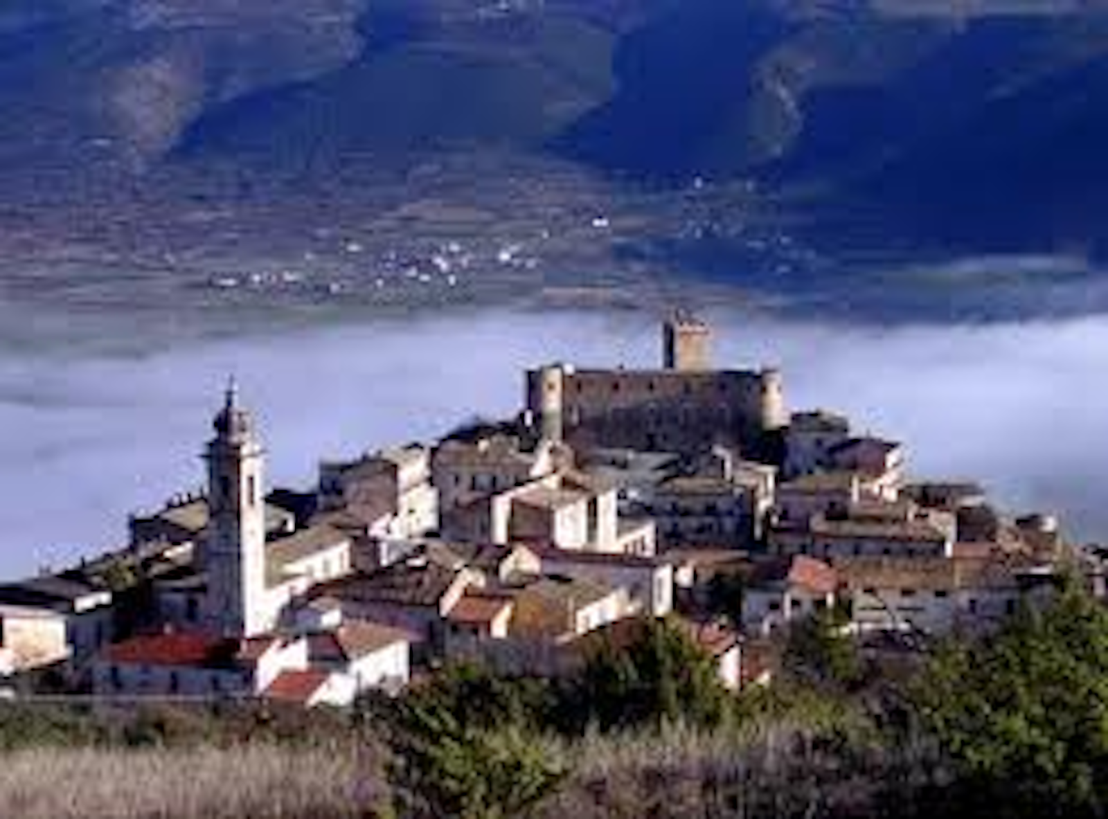 CAPESTRANO | I Luoghi del Cuore - FAI