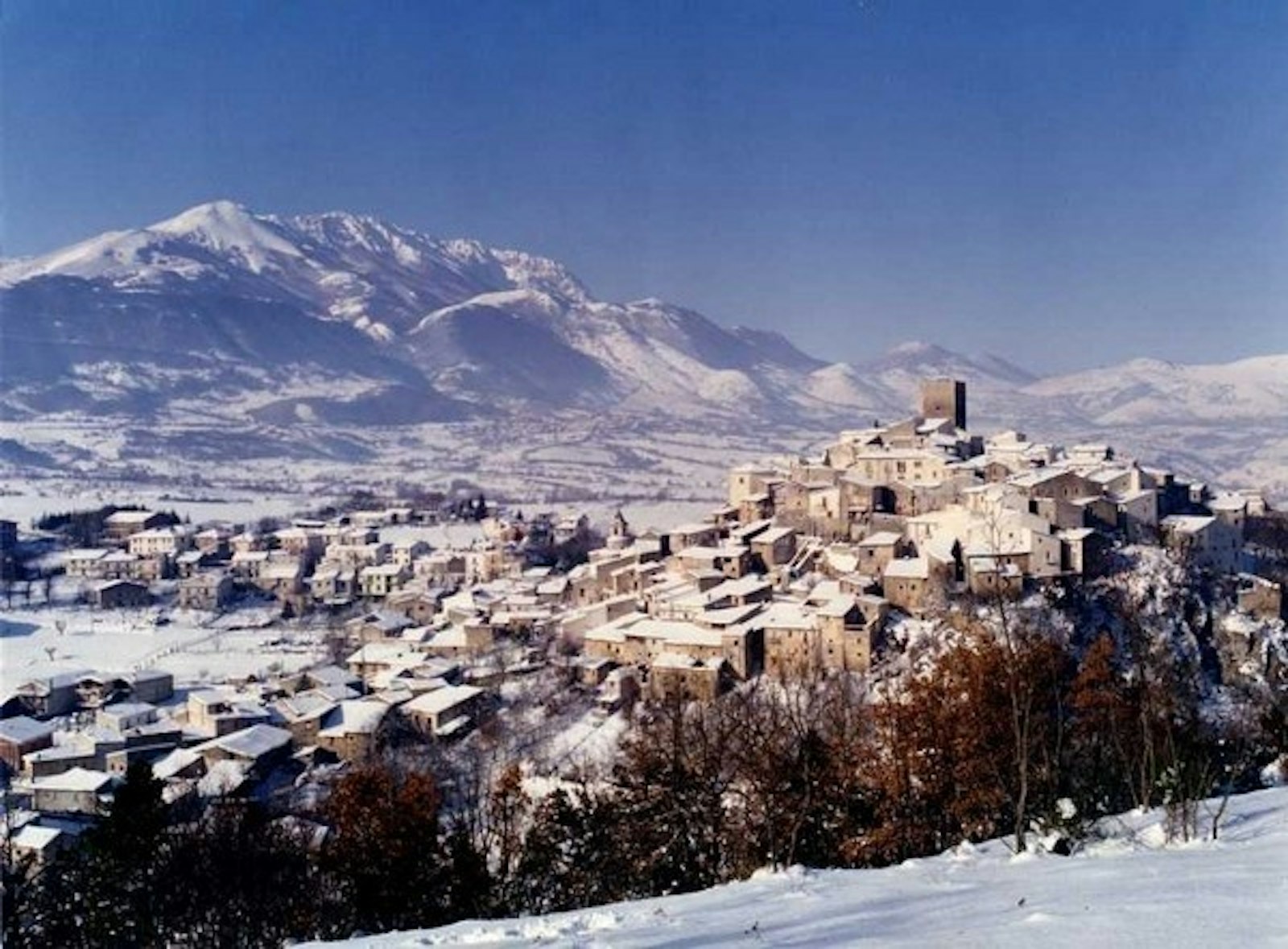 CASTEL DI IERI | I Luoghi del Cuore - FAI