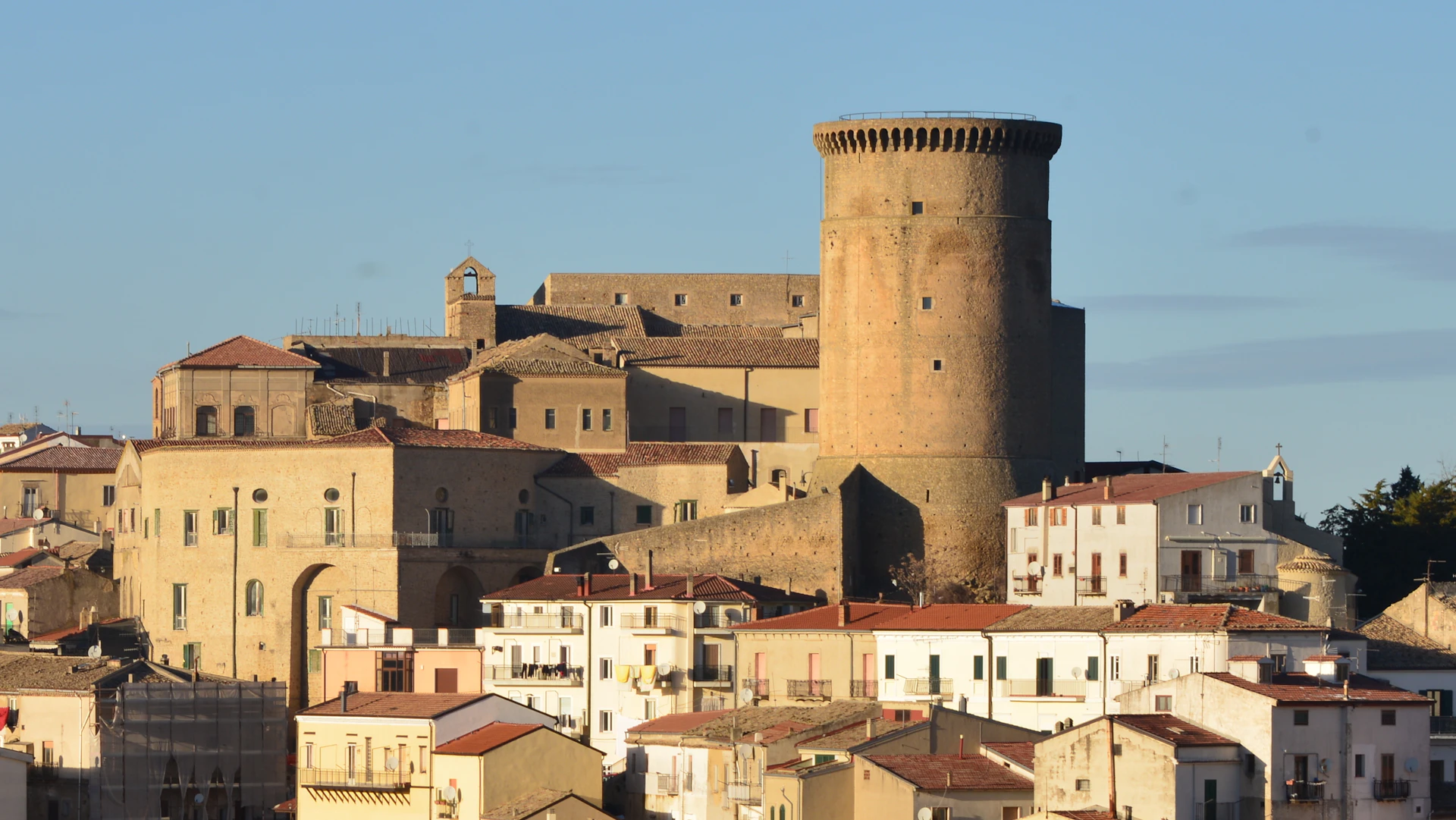CASTELLO NORMANNO | I Luoghi del Cuore - FAI