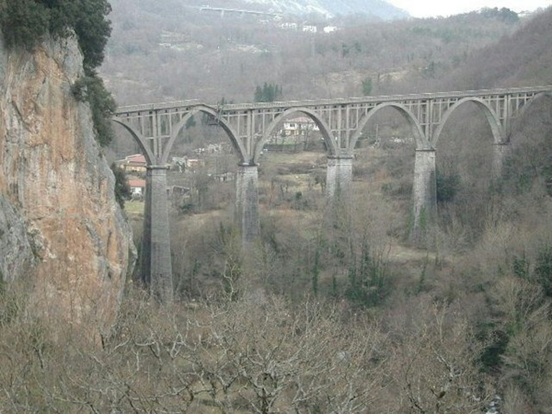 IL PONTE DI LAGONEGRO | I Luoghi del Cuore - FAI