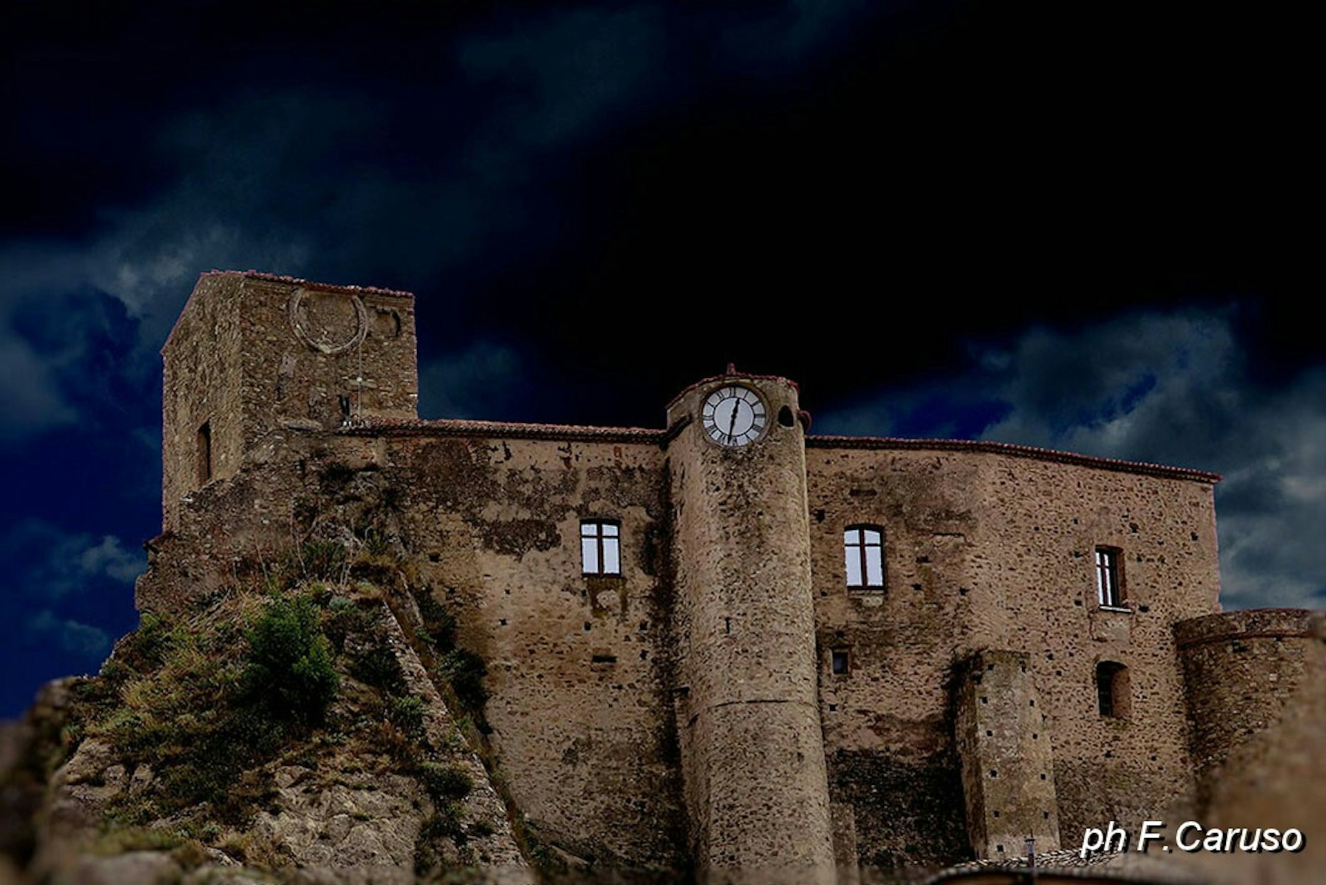 CASTELLO MEDIEVALE DI ORIOLO | I Luoghi del Cuore - FAI