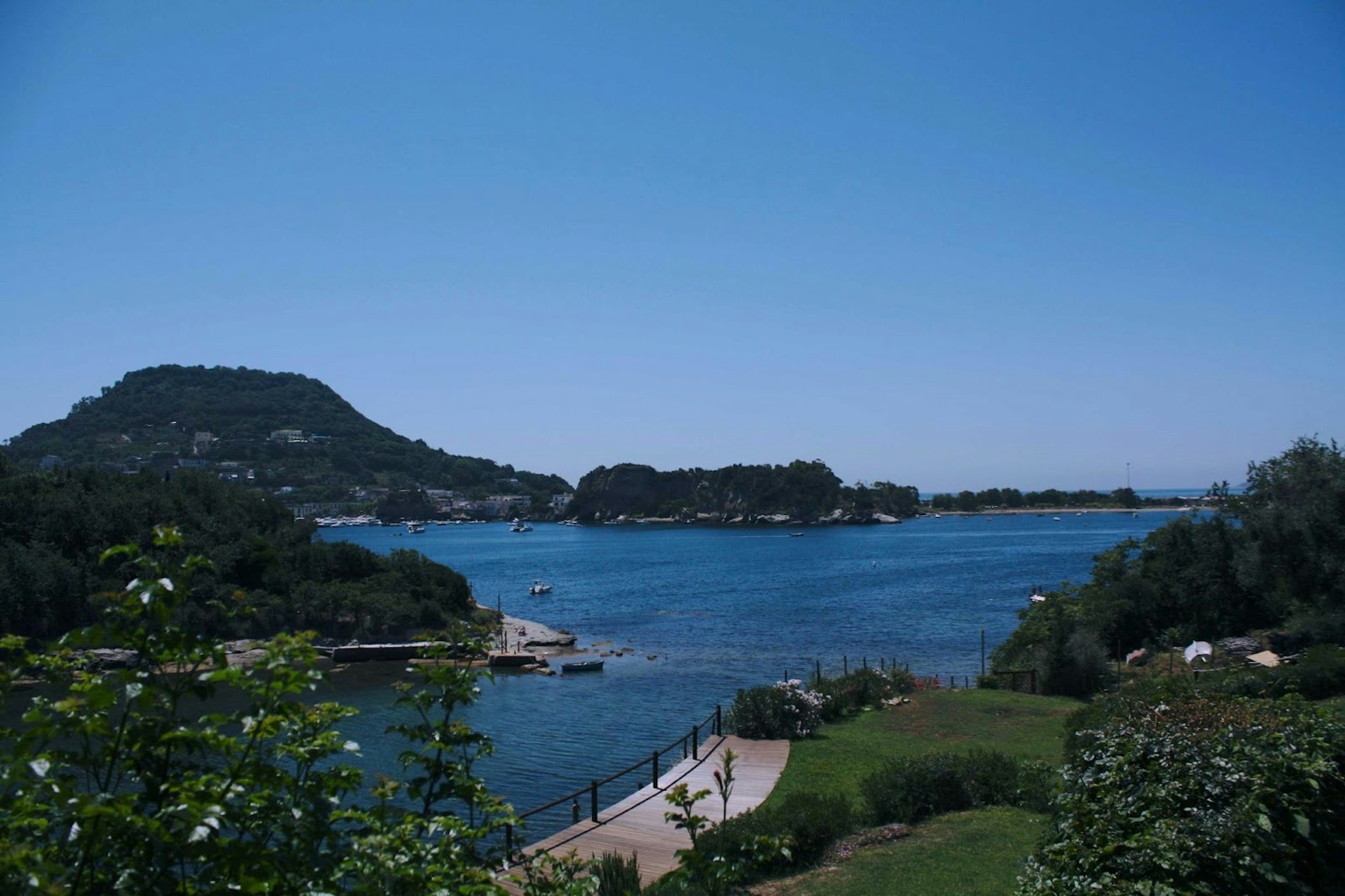 LO SCHIACCHETIELLO VICINO PUNTA PENNATA | I Luoghi del Cuore - FAI