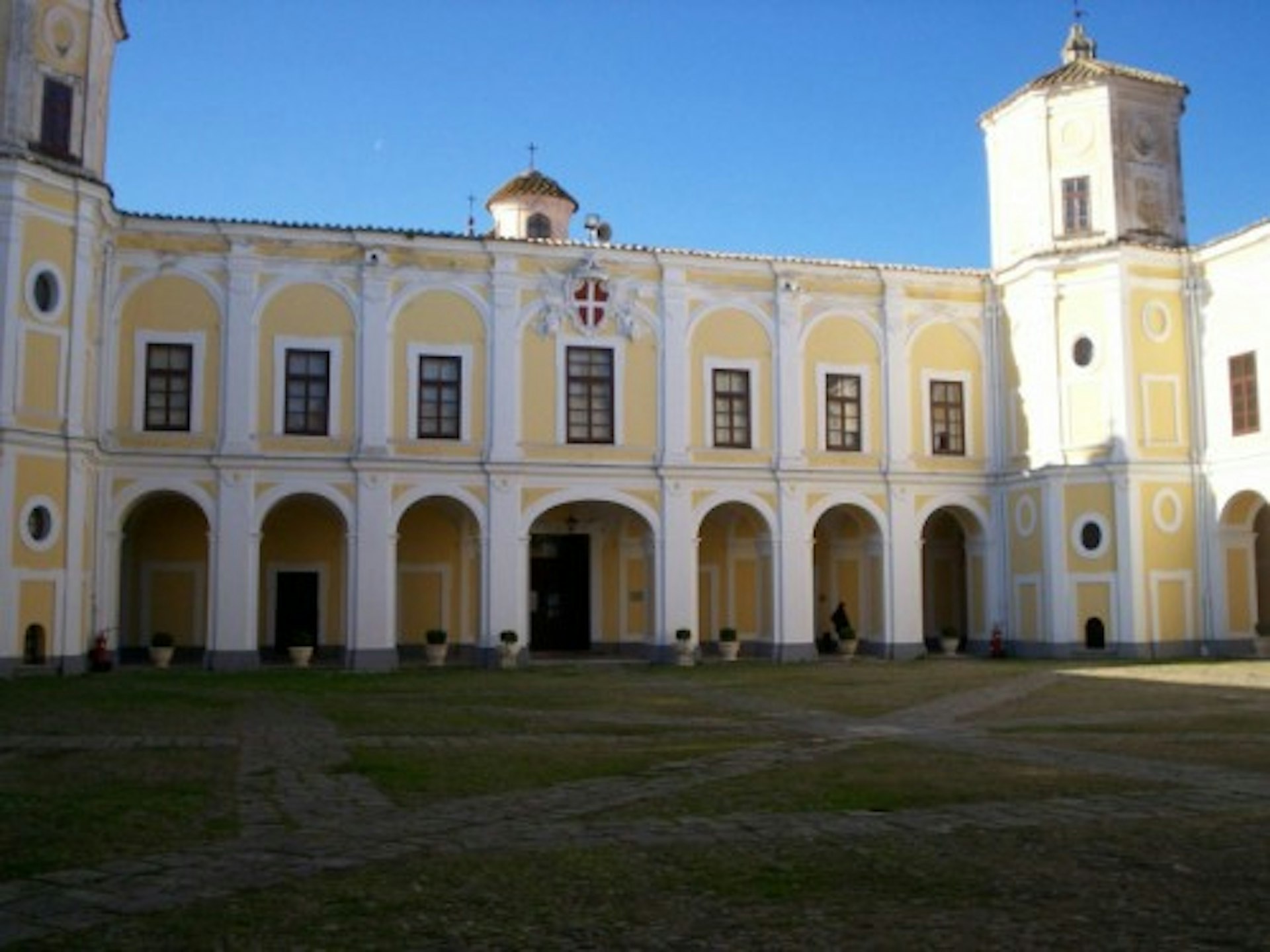 PALAZZO REALE DI PERSANO | I Luoghi del Cuore - FAI