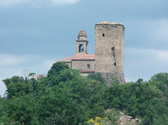 TORRIONE DI BOBBIANO | I Luoghi del Cuore - FAI