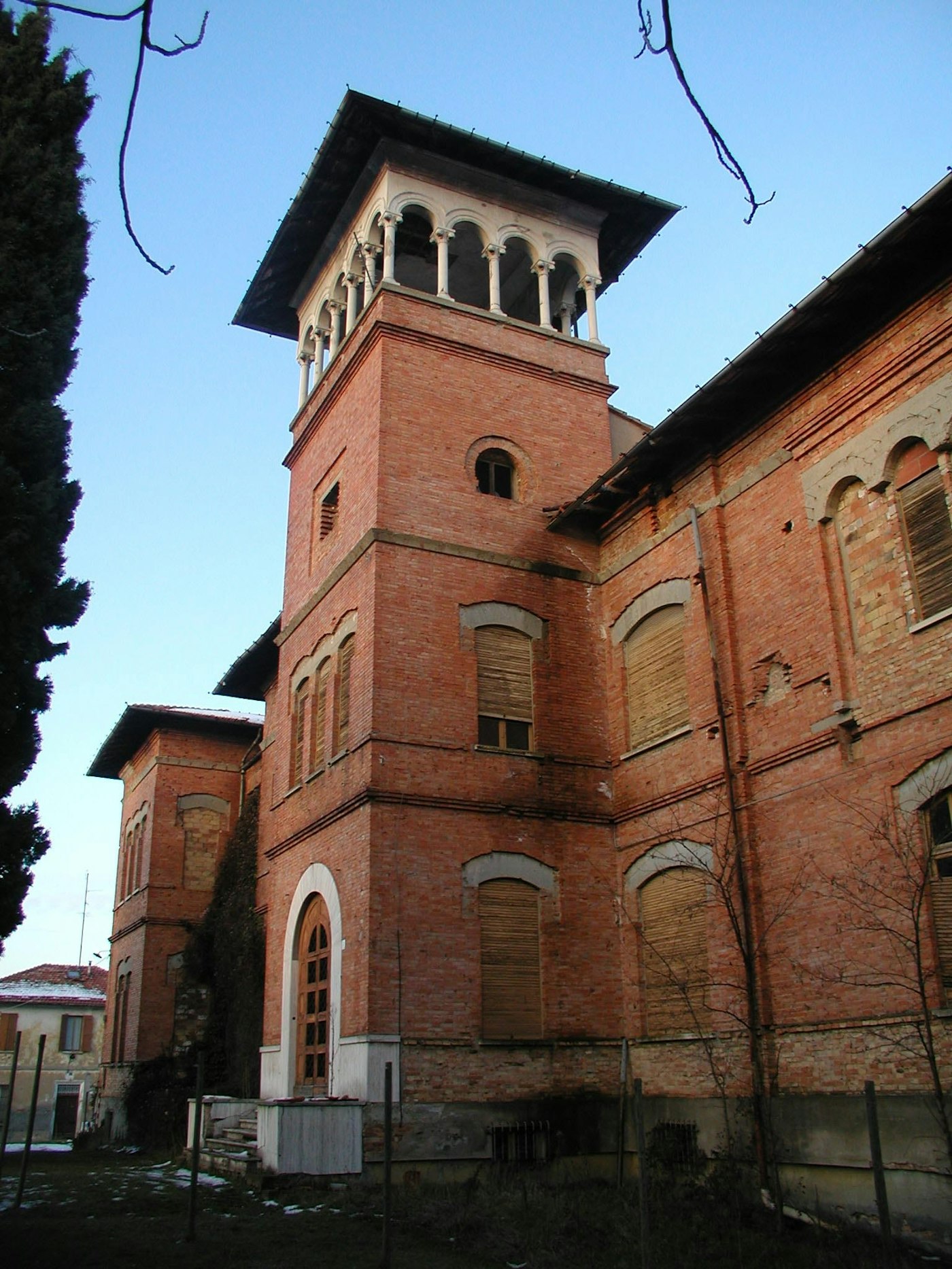CASTEL RANIERO - LA COLONIA MONTANA | I Luoghi del Cuore - FAI