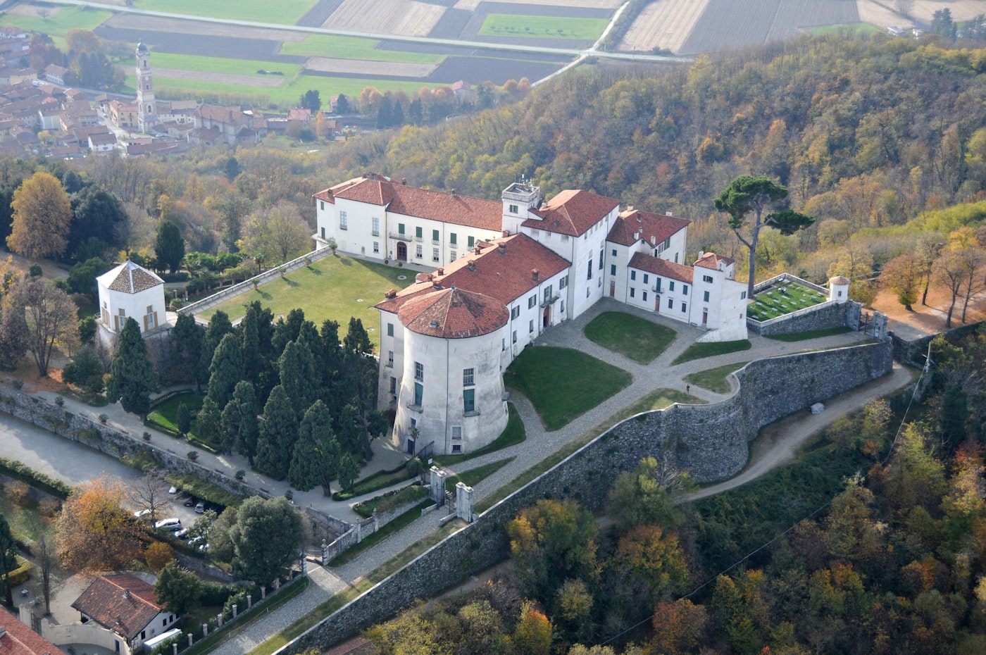 Picnic nel parco del Castello di Masino | Evento FAI