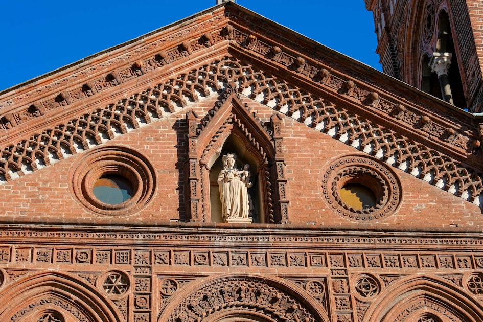 La Chiesa di Santa Maria in Strada, il suo ricco apparato decorativo in ...