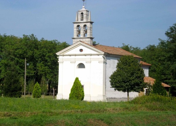 SANTA MARIA REGINA DEI POPOLI | I Luoghi del Cuore - FAI
