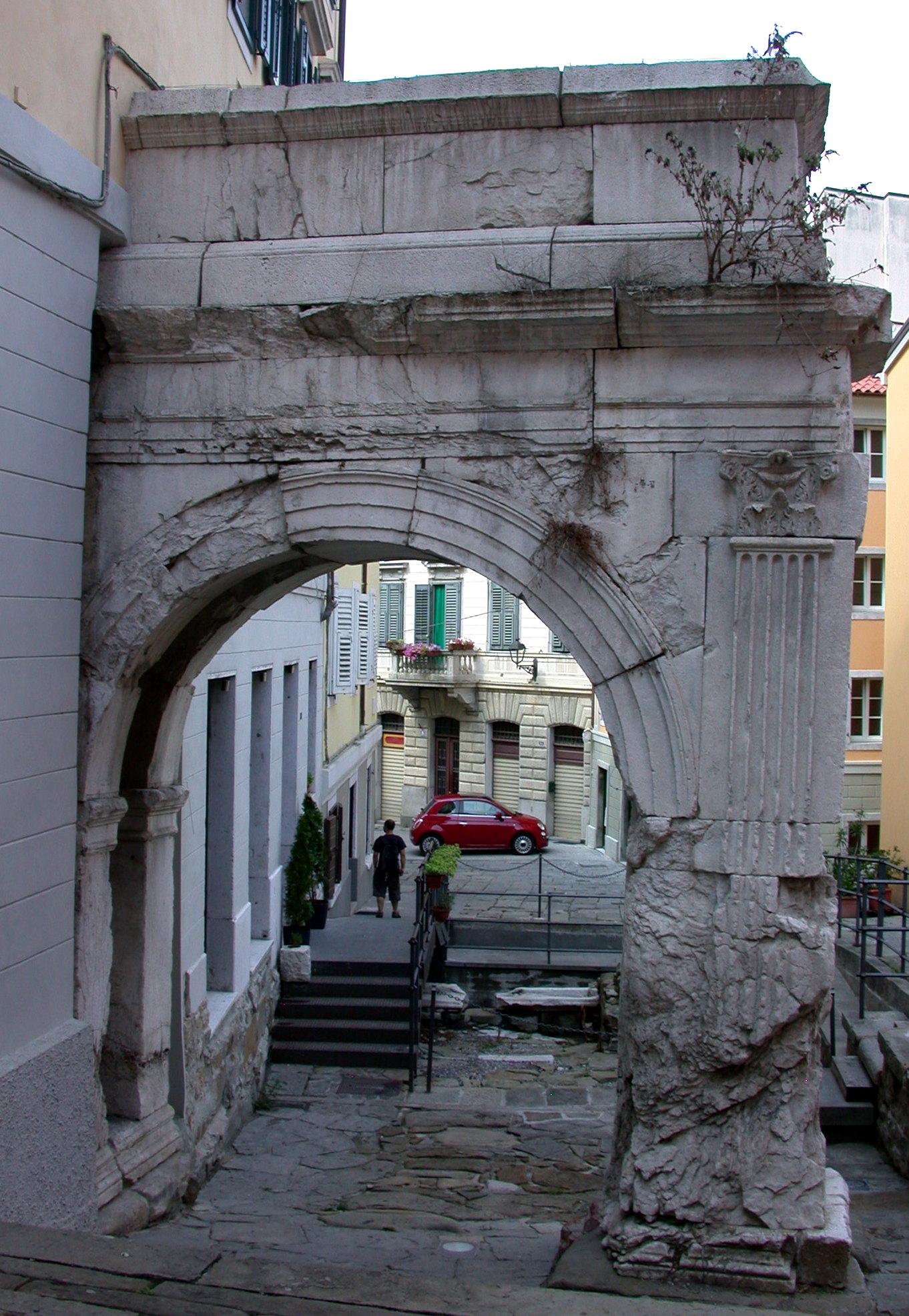 ARCO DI RICCARDO | I Luoghi del Cuore - FAI
