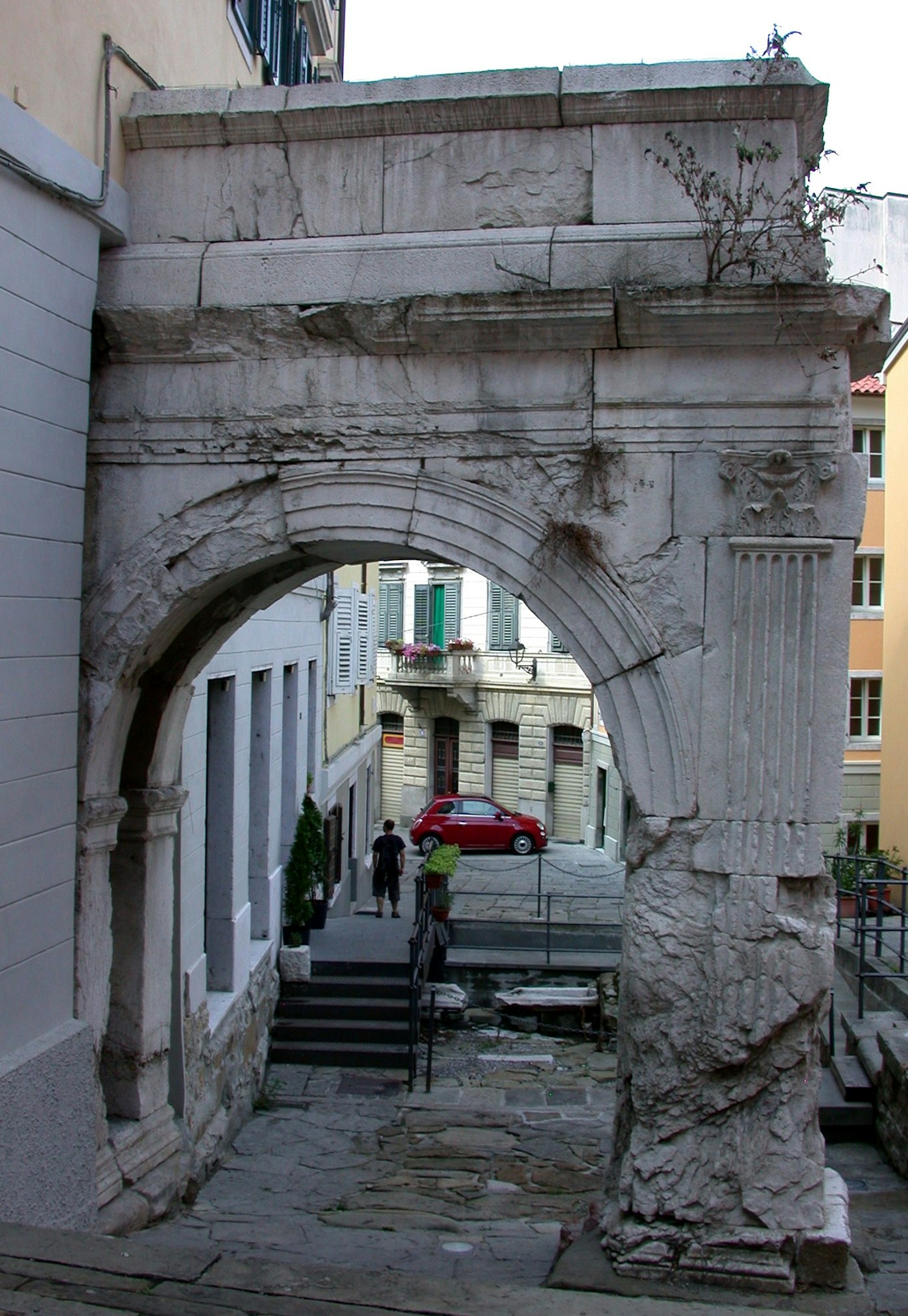 ARCO DI RICCARDO | I Luoghi del Cuore - FAI