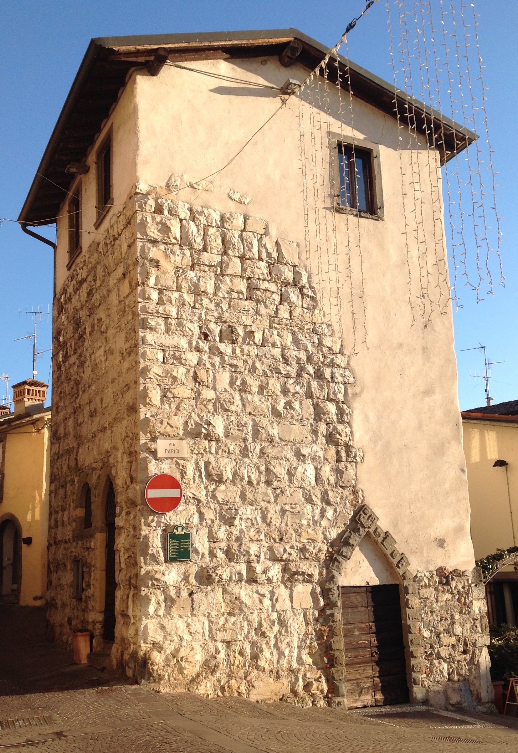 CENTRO STORICO "LA CONTRADA" | I Luoghi del Cuore - FAI