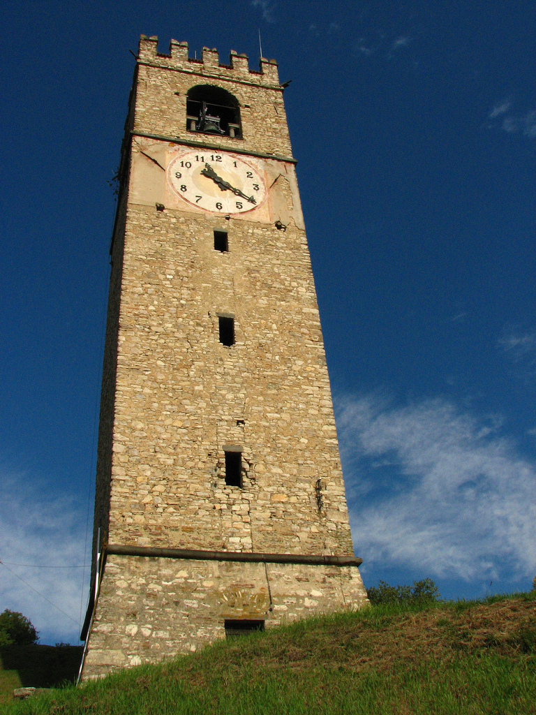 ADRO TORRE | I Luoghi del Cuore - FAI