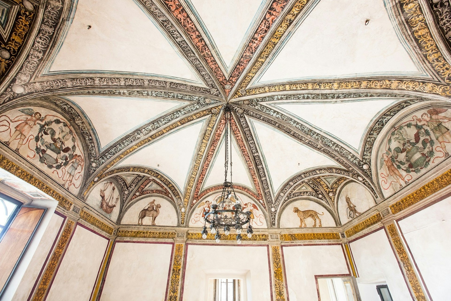 VILLA CALCHI | I Luoghi del Cuore - FAI