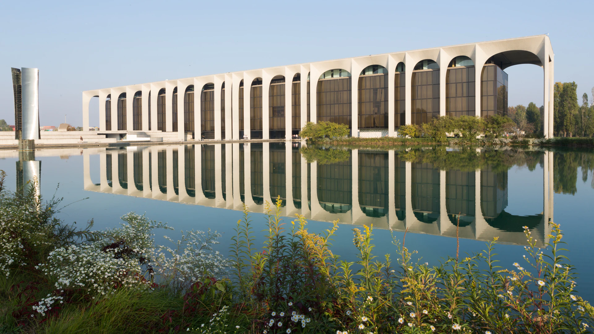 PALAZZO MONDADORI DI OSCAR NIEMEYER | Giornate FAI