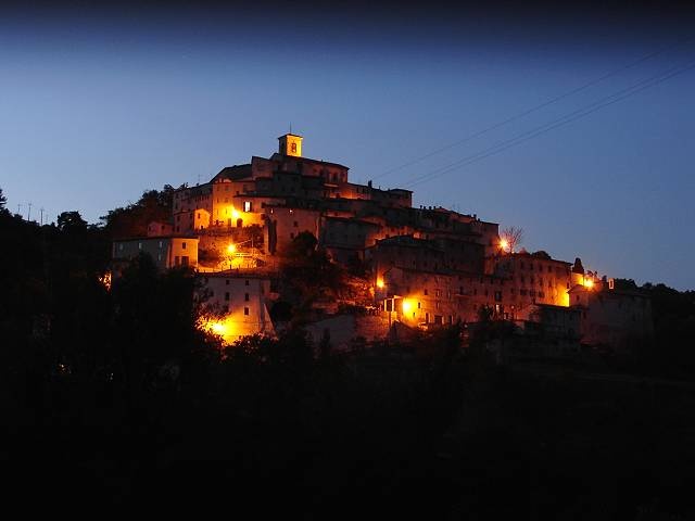 ARCEVIA | I Luoghi del Cuore - FAI