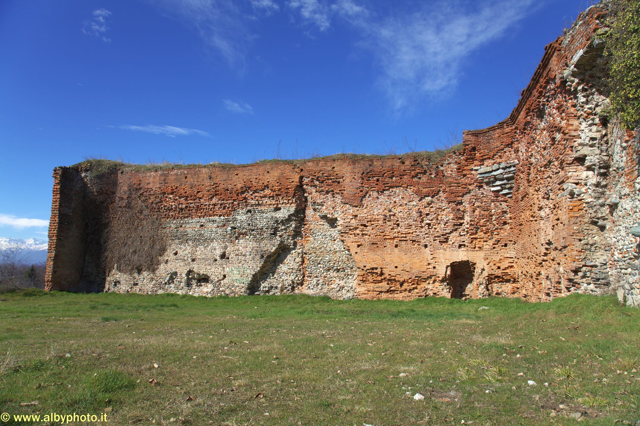 CASTELLO CALUSO | I Luoghi del Cuore - FAI