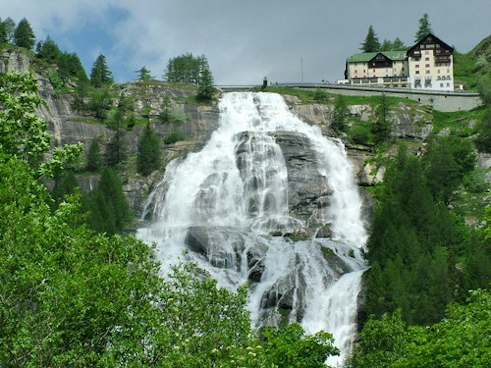 CASCATA DEL TOCE | I Luoghi del Cuore - FAI