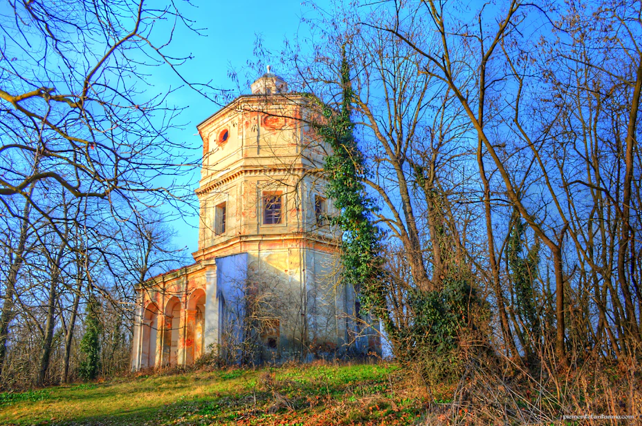 ABBAZIA DI SANTA MARIA DI LUCEDIO | I Luoghi del Cuore - FAI