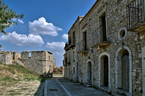 RIONE FOSSI | I Luoghi del Cuore - FAI