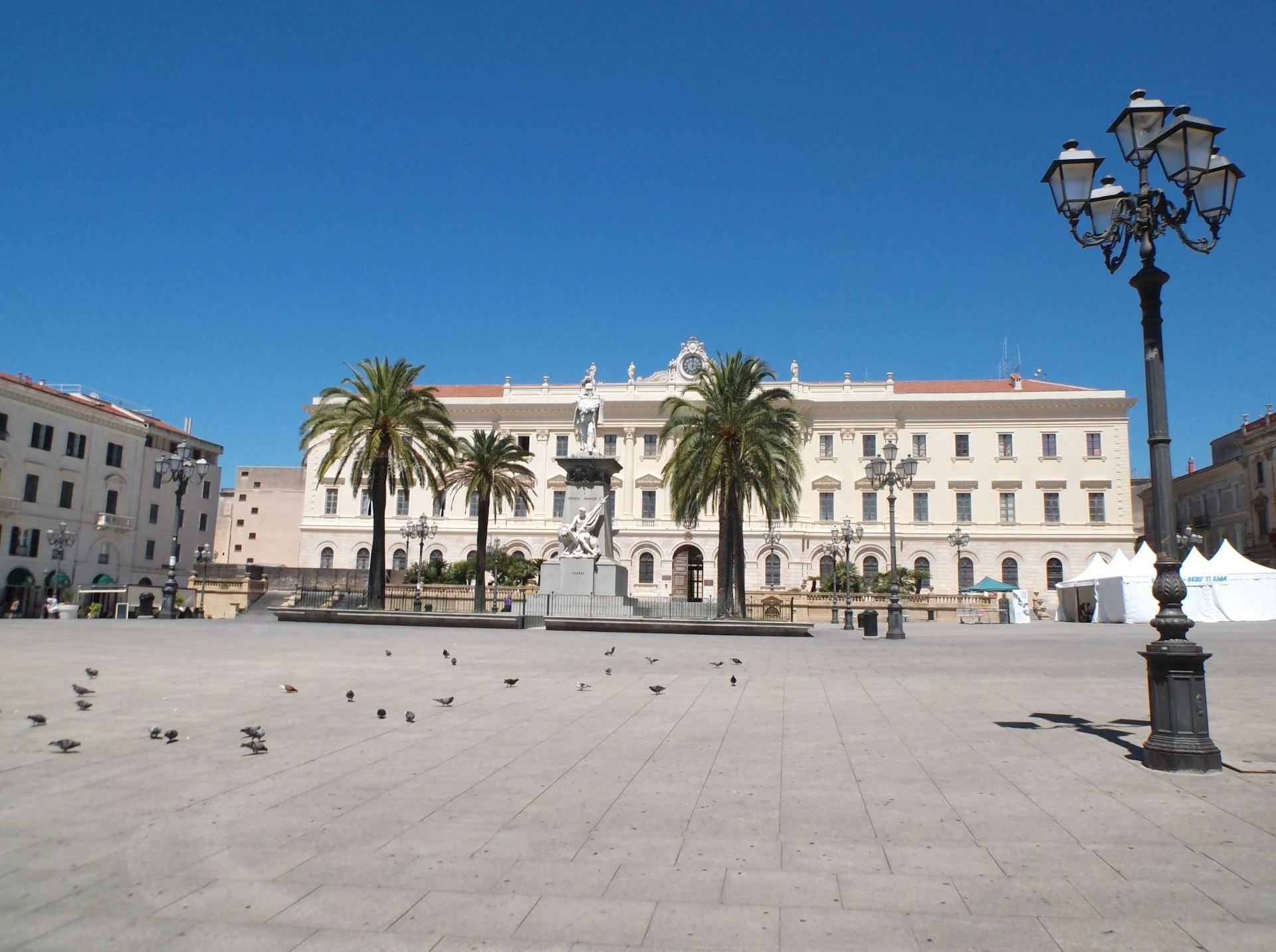 PIAZZA D’ITALIA | I Luoghi del Cuore - FAI