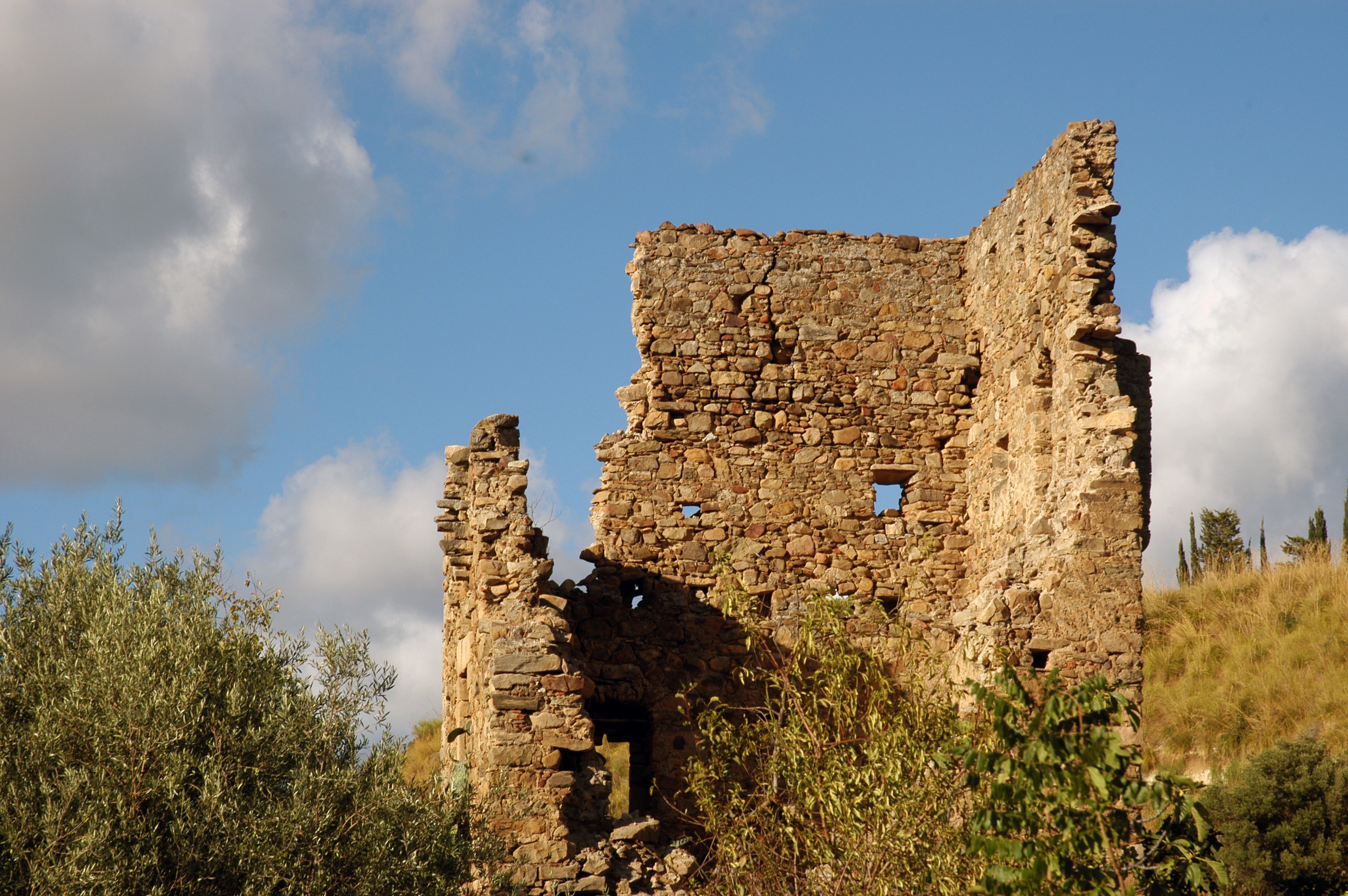 TORRE BAGARI | I Luoghi del Cuore - FAI