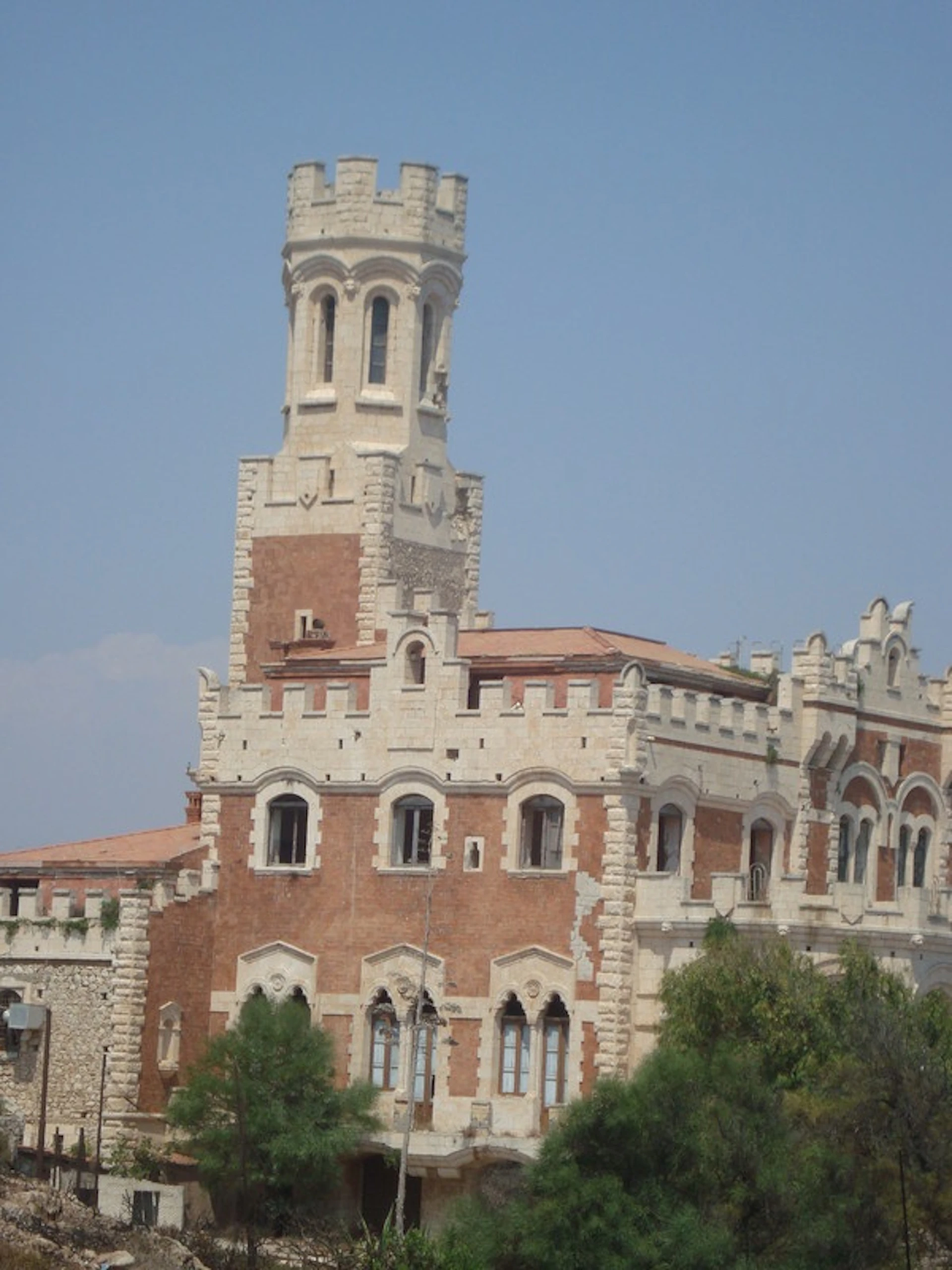 CASTELLO TAFURI | I Luoghi del Cuore - FAI