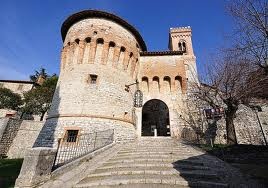 PORTA SANTA MARIA | I Luoghi del Cuore - FAI
