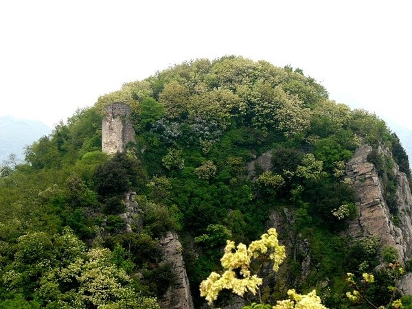 CASTELLO DI ROCCA PENDICE | I Luoghi del Cuore - FAI