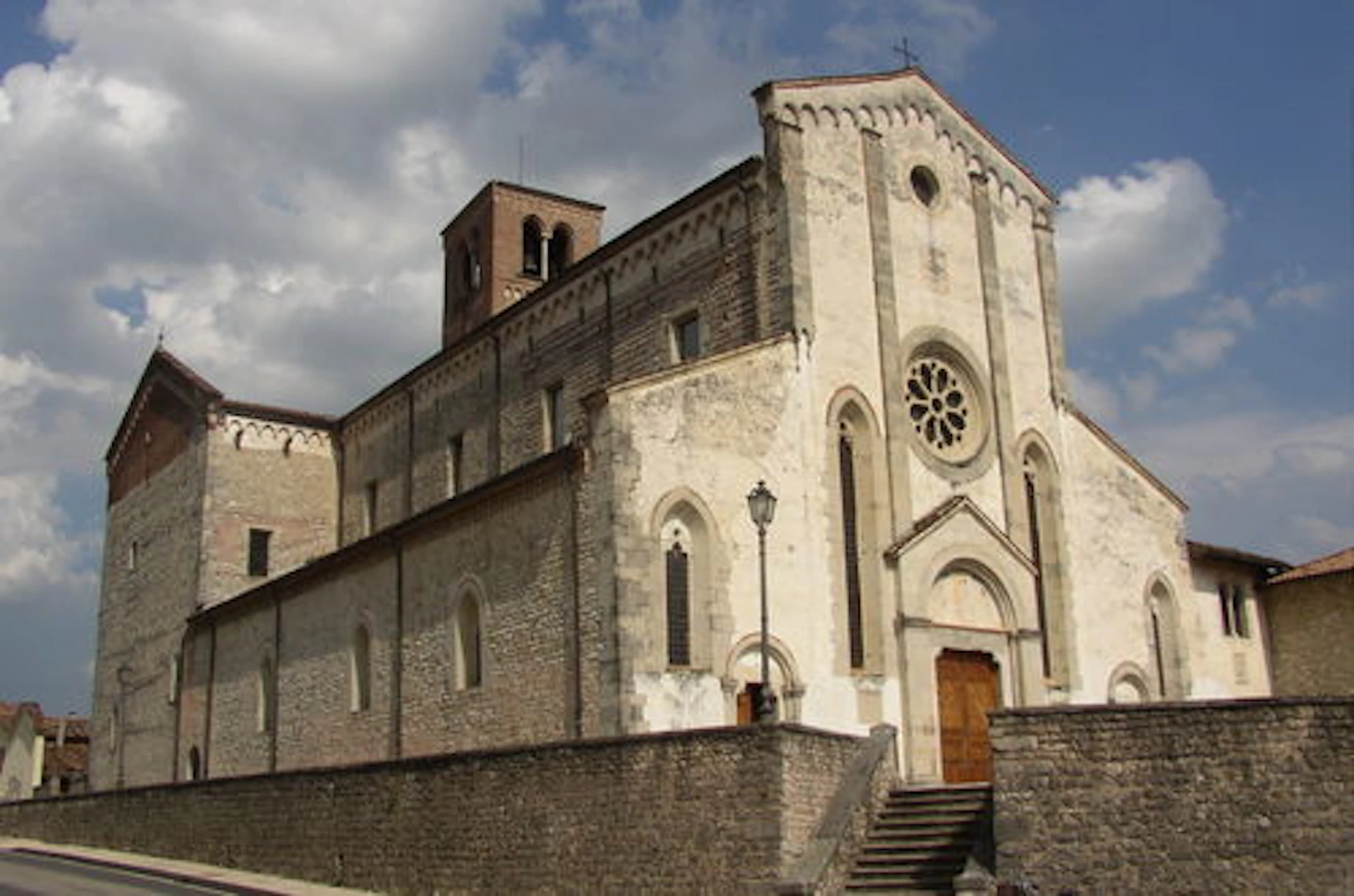 ABBAZIA DI FOLLINA | I Luoghi del Cuore - FAI