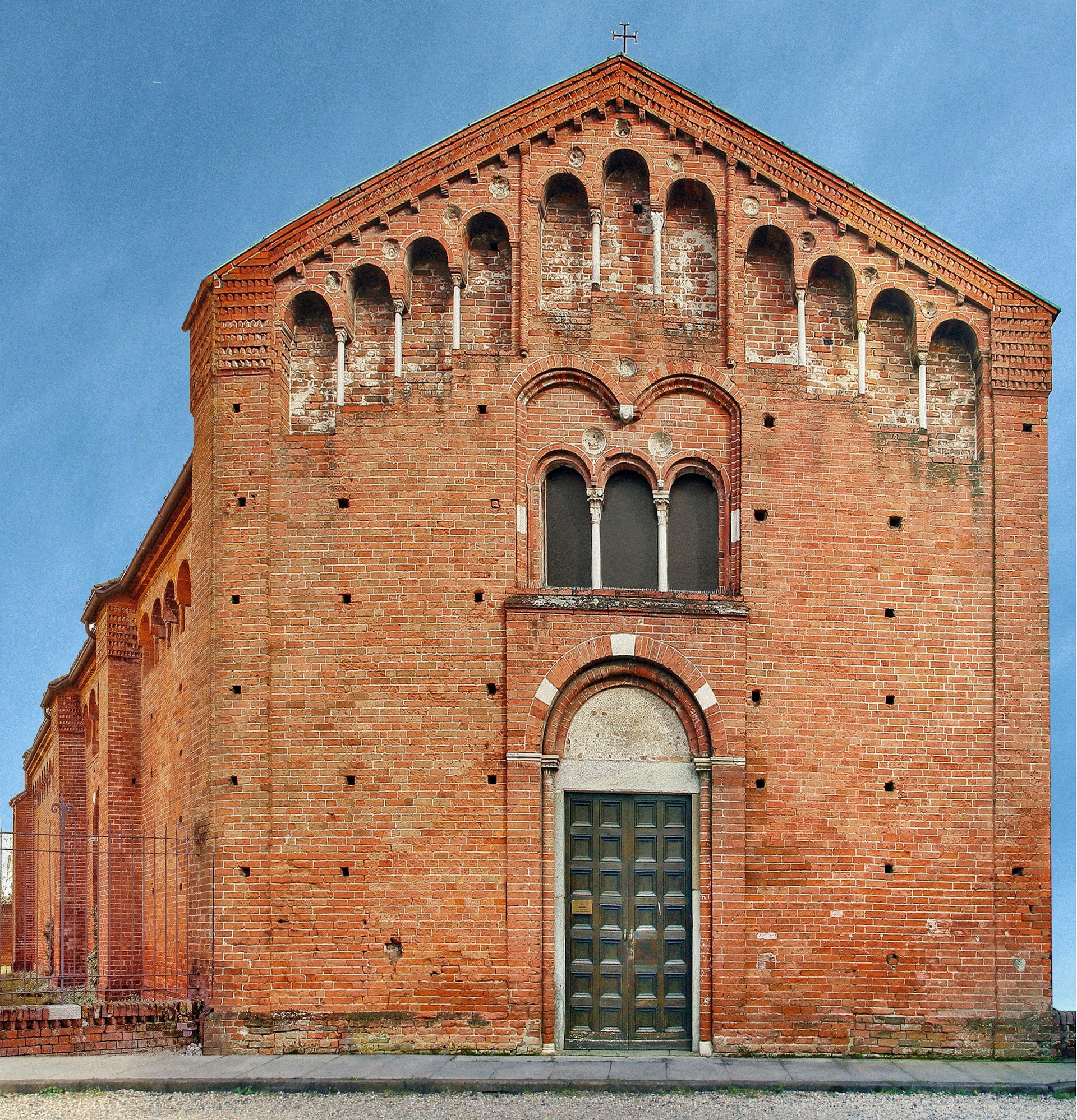 CHIESA DI SAN LAZZARO | I Luoghi del Cuore - FAI