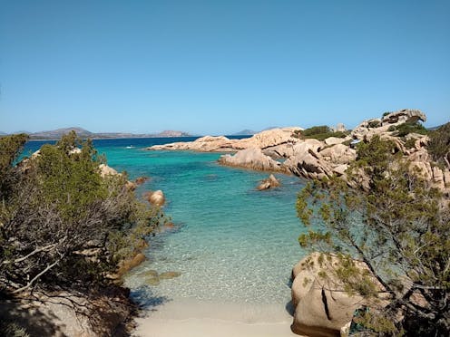 SPIAGGIA DI PUNTA MOLARA | I Luoghi del Cuore - FAI