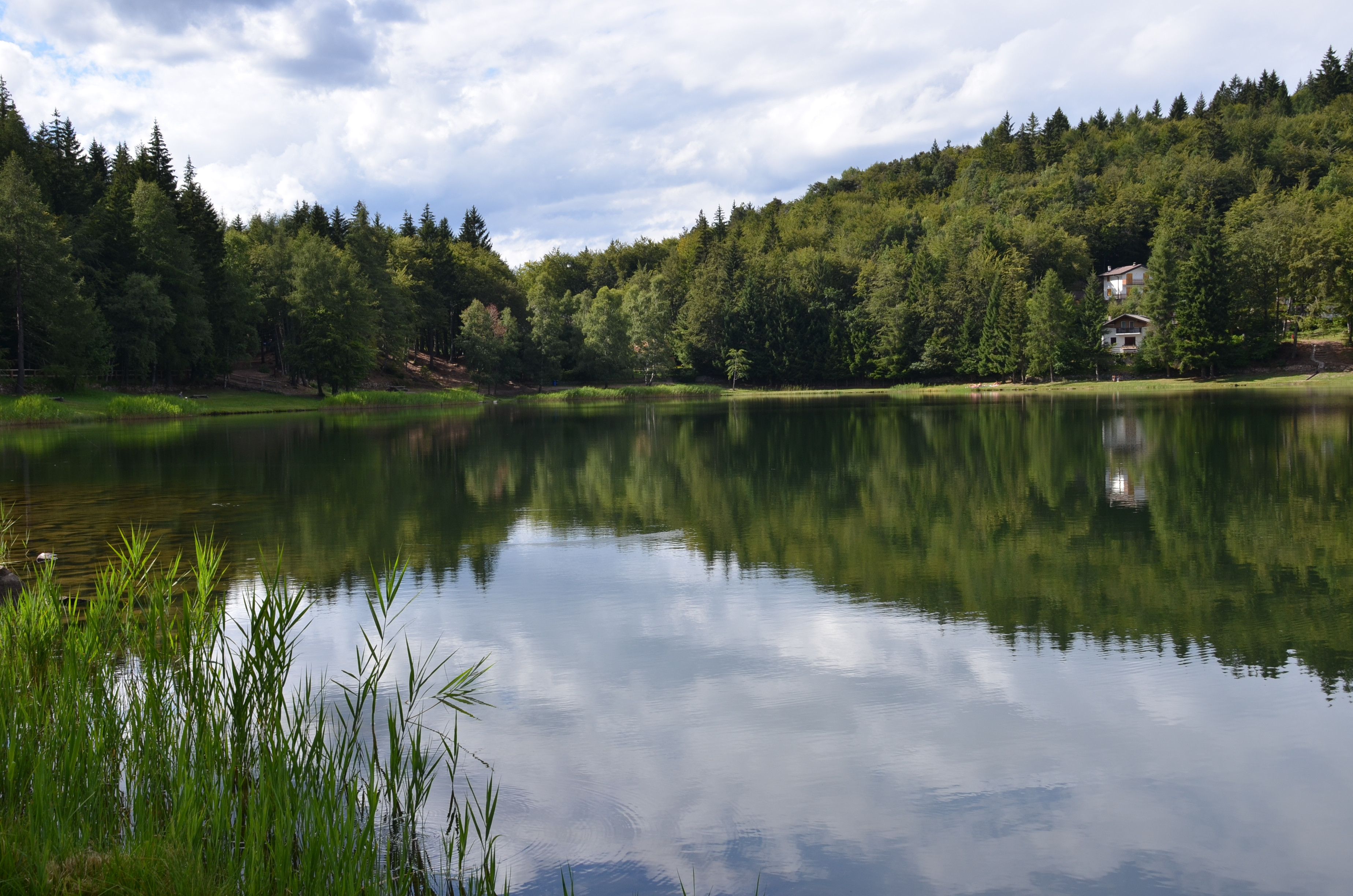 LAGO SANTO | I Luoghi del Cuore - FAI